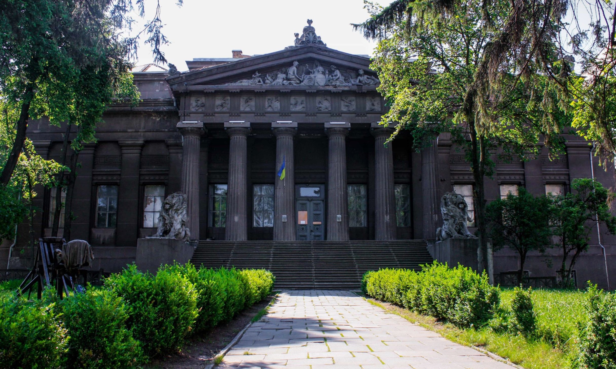 National Art Museum of Ukraine - Oldest Art Exhibit | Visit Kyiv